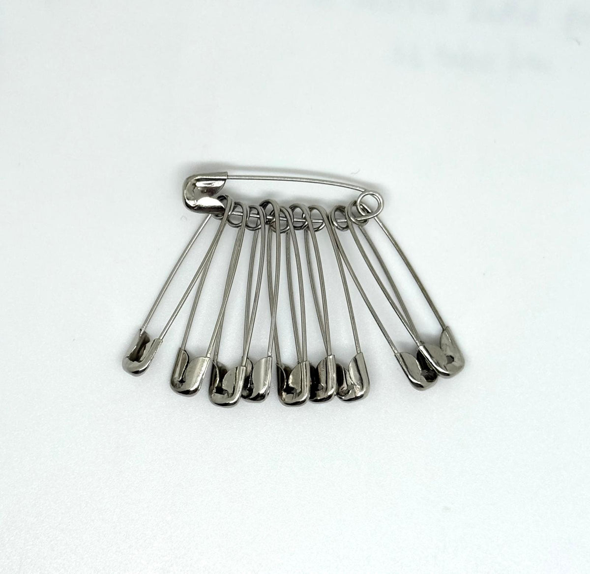 Safety Pins 10s – AgedCare by NTUC FairPrice Co-operative Ltd
